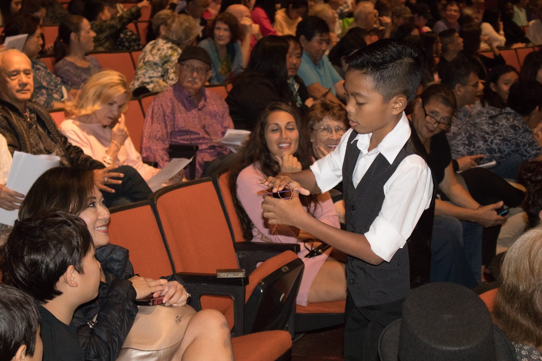 Hawaii Magic Festival at Kaimuki High School - Featuring Hawaii's Top ...